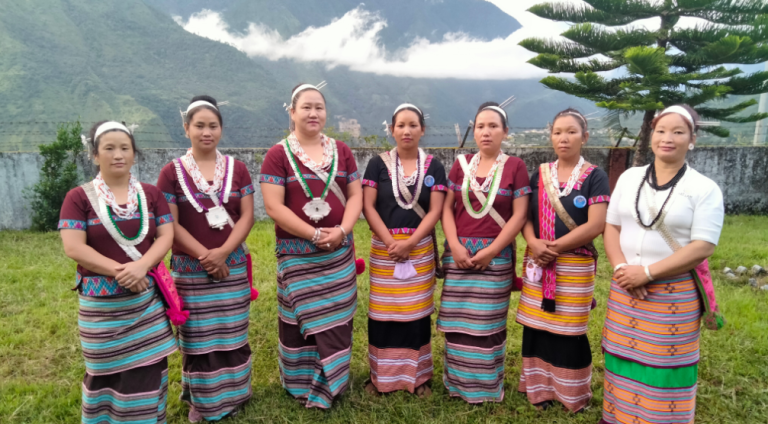Traditional Dress of Arunachal Pradesh | Top 10 Dresses for Men & Women
