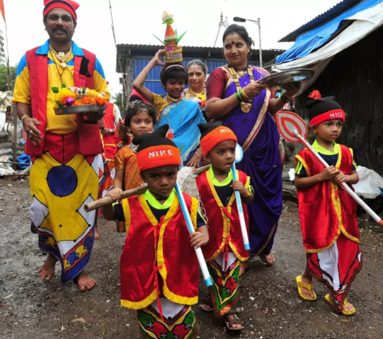 Maharashtra Traditional Dress | Top 10 Costumes for Male & Female