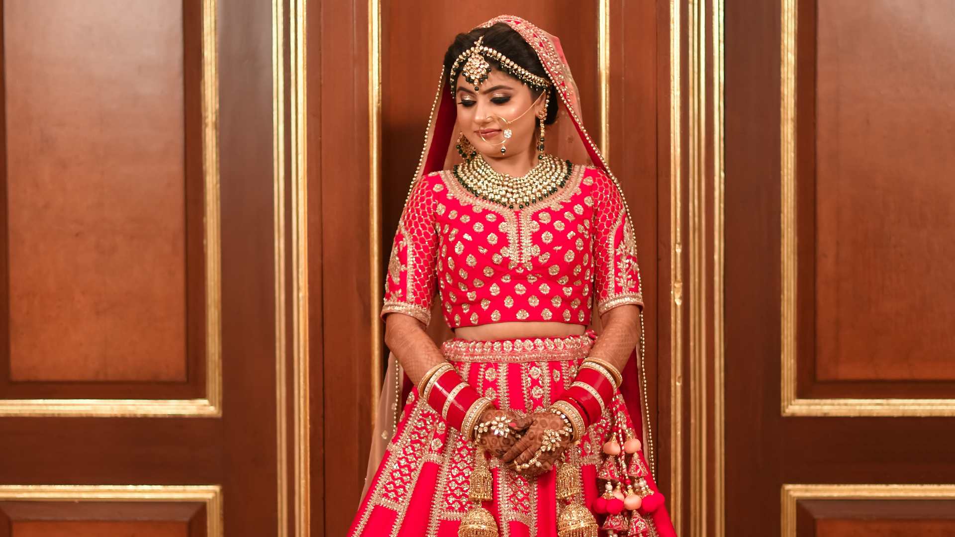 Gujarati Dress for Female | Top 10 Gujarati Traditional Costumes for Female