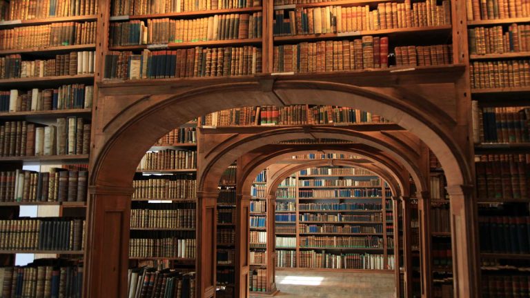 Top 10 Biggest Library in India | Discover the Largest Libraries