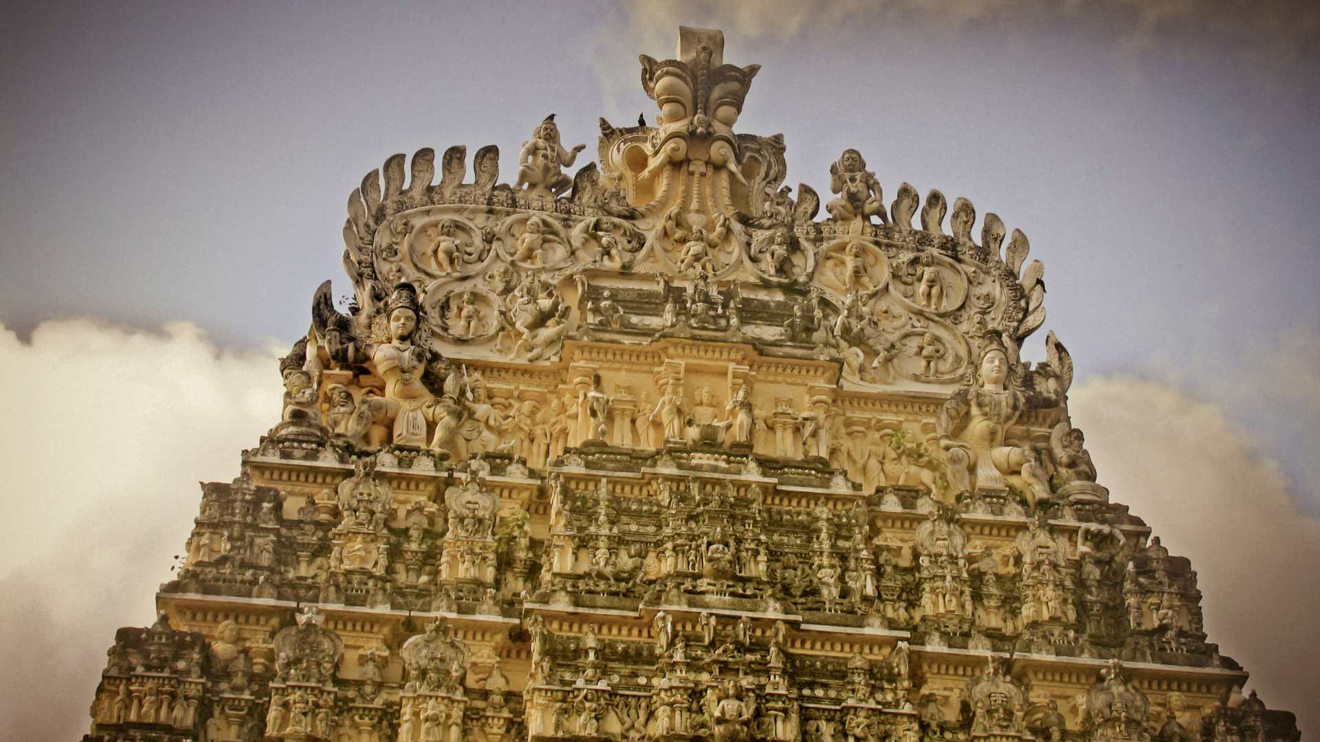 Which Is the Richest Temple in the World? - Find Out Now!